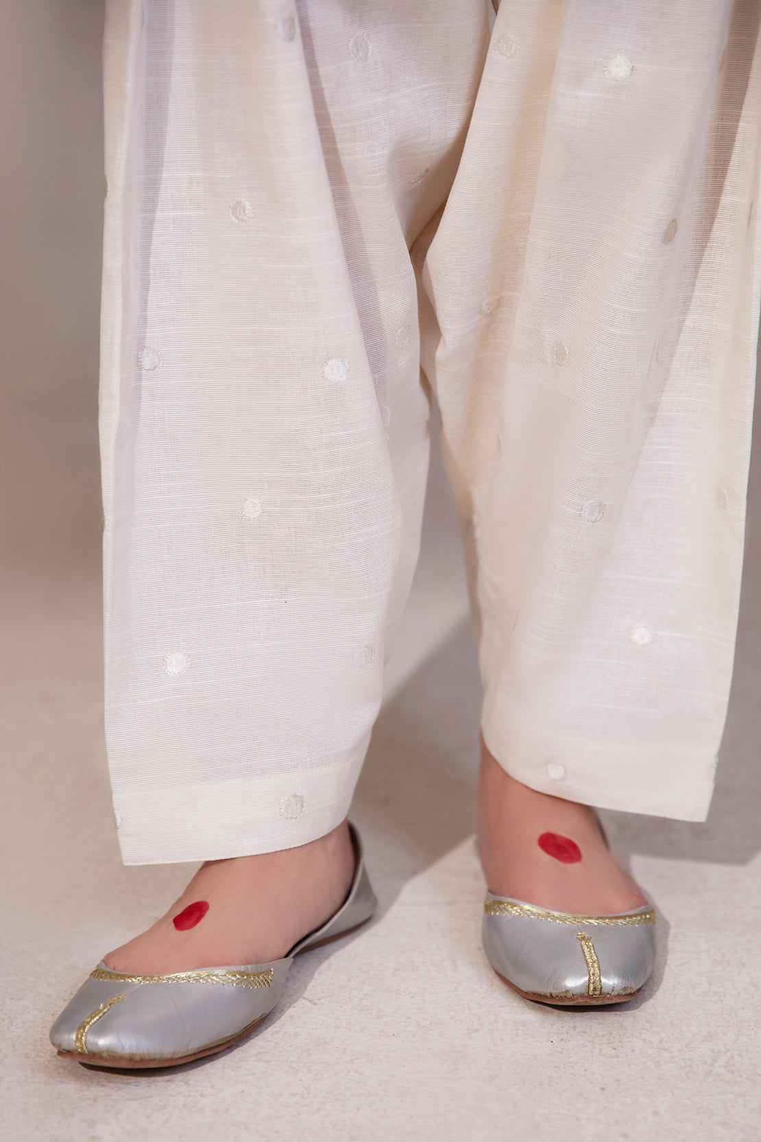 KHADDAR STRAIGHT TROUSER – So Kamal